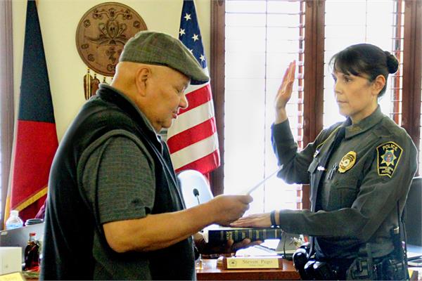 Donielle Bannon promoted to first female Saginaw Chippewa police ...